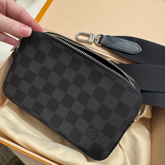 Louis Vuitton | Bags | Louis Vuitton Black Belt Bag With Damier Pattern ...